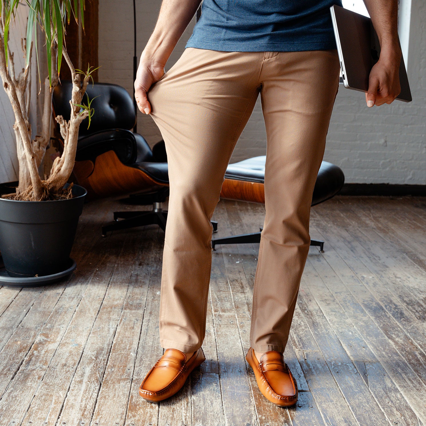 Mugsy | Comfortable Stretchy Men’s Jeans, Chinos & Shirts